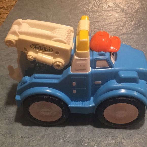 Tonka | Toys | Tonka Chuck Friends Boomer My Talking Tow Truck Works ...